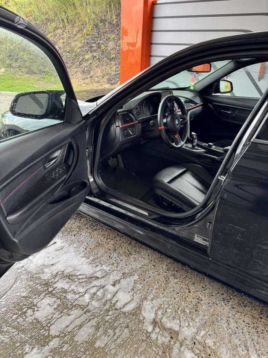 Melns BMW 335 2013 Viļņa, ar dzinēja tilpumu 2.98 L un nobraukumu 190 tūkst. km par 11000 €, foto 5 vietnē AUTOMOTO.COM.LV