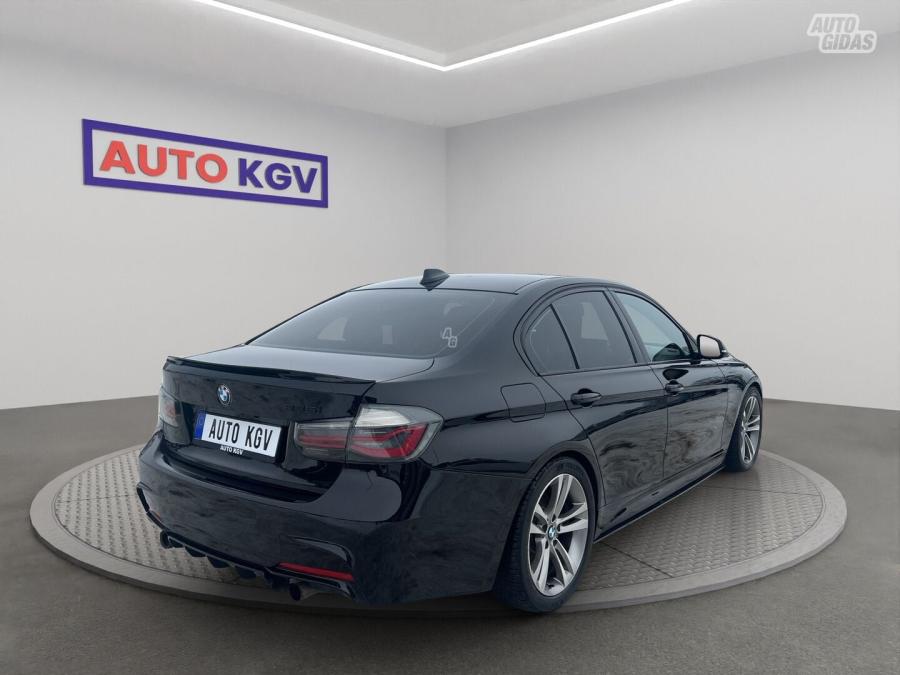 Black BMW 335 2014 in Kaunas, with an engine capacity of 3.00 L and mileage of 150 thousand km for 13999 €, photo 6 on AUTOMOTO.COM.LV