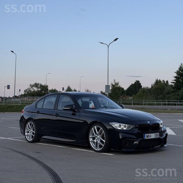 Black BMW 335 2014 in Rezekne, with an engine capacity of 3.00 L and mileage of 193 thousand km for 15500 €, photo 3 on AUTOMOTO.COM.LV