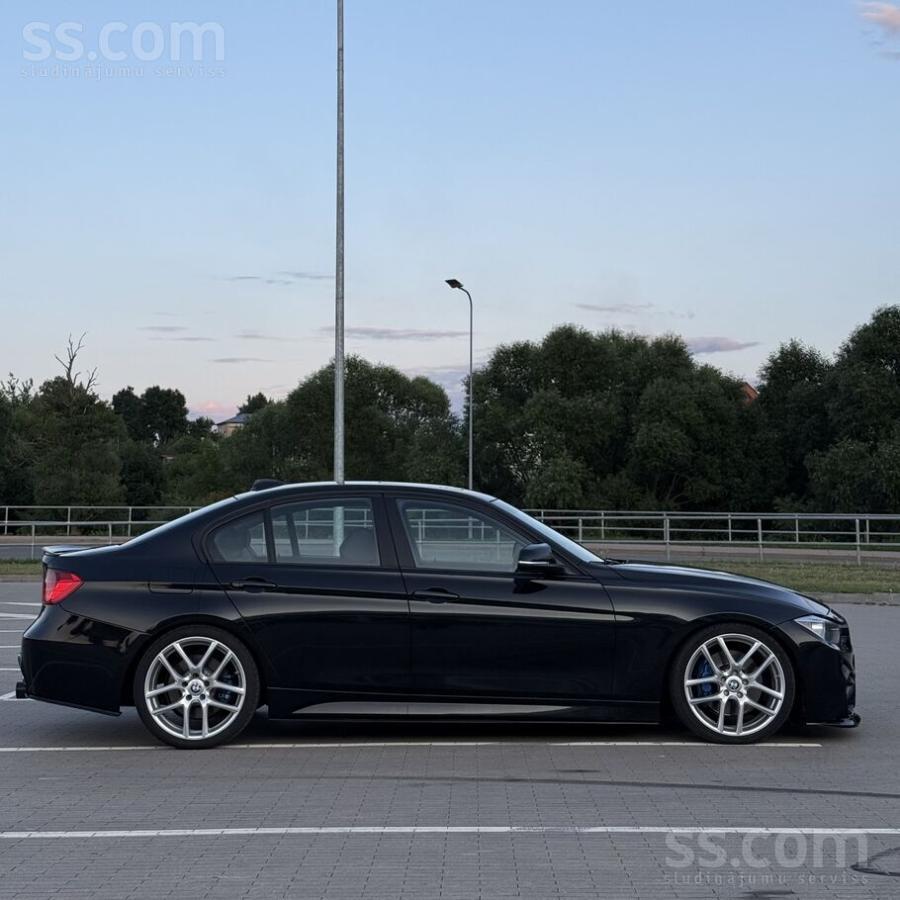 Black BMW 335 2014 in Rezekne, with an engine capacity of 3.00 L and mileage of 193 thousand km for 15500 €, photo 6 on AUTOMOTO.COM.LV