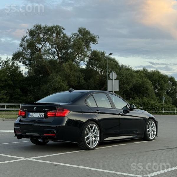 Black BMW 335 2014 in Rezekne, with an engine capacity of 3.00 L and mileage of 193 thousand km for 15500 €, photo 6 on AUTOMOTO.COM.LV