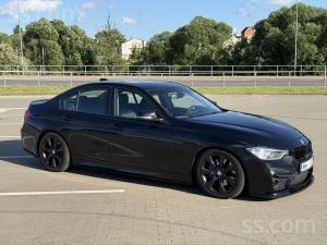 Black BMW 335 2014 in Rezekne, with an engine capacity of 3.00 L and mileage of 193 thousand km for 15500 €, photo 11 on AUTOMOTO.COM.LV