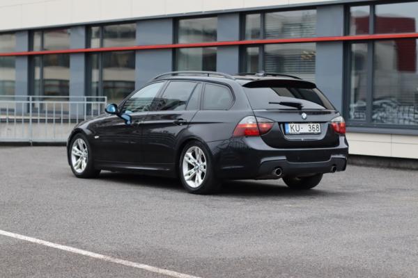 Black BMW 335 2006 in Riga, with an engine capacity of 3.00 L and mileage of 379 thousand km for 5980 €, photo 5 on AUTOMOTO.COM.LV