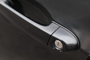 Melns BMW 335 2006 Rīga, ar dzinēja tilpumu 3.00 L un nobraukumu 379 tūkst. km par 5280 €, foto 9 vietnē AUTOMOTO.COM.LV