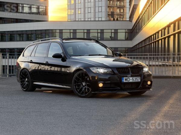 Melns BMW 335 2007 Rīga, ar dzinēja tilpumu 3.00 L un nobraukumu 490 tūkst. km par 7300 €, foto 1 vietnē AUTOMOTO.COM.LV
