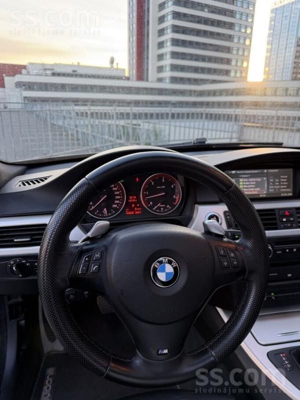 Melns BMW 335 2007 Rīga, ar dzinēja tilpumu 3.00 L un nobraukumu 490 tūkst. km par 7300 €, foto 7 vietnē AUTOMOTO.COM.LV