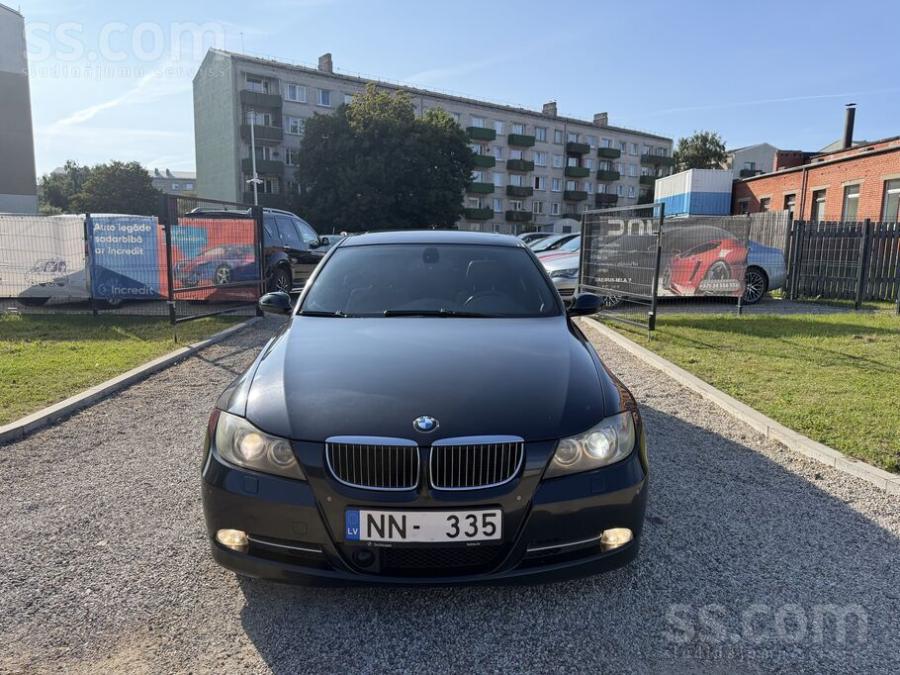 Черный БМВ 335 2007 в Вентспилс, объемом двигателя 3.00 л и пробегом 406 тыс. км за 5500 €, фото 3 на AUTOMOTO.COM.LV