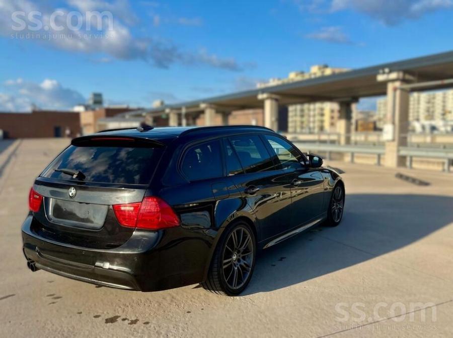 Melns BMW 335 2007 Daugavpils, ar dzinēja tilpumu 3.00 L un nobraukumu 0 tūkst. km par 12300 €, foto 5 vietnē AUTOMOTO.COM.LV