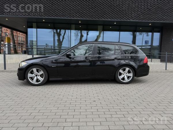 Black BMW 335 2008 in Daugavpils, with an engine capacity of 3.00 L and mileage of 456 thousand km for 8150 €, photo 4 on AUTOMOTO.COM.LV