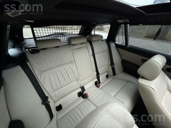 Black BMW 335 2008 in Daugavpils, with an engine capacity of 3.00 L and mileage of 456 thousand km for 8150 €, photo 9 on AUTOMOTO.COM.LV