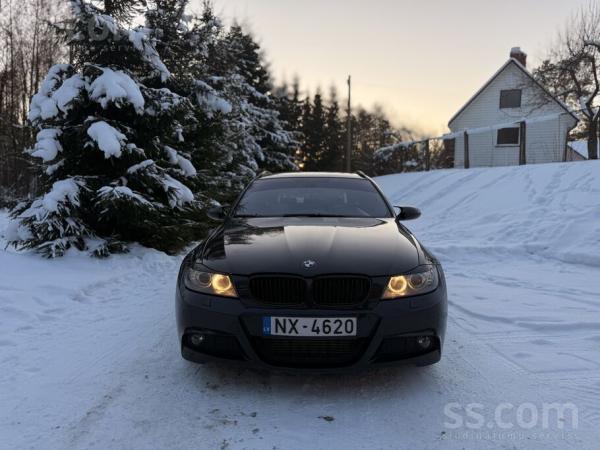 Melns BMW 335 2008 Daugavpils, ar dzinēja tilpumu 3.00 L un nobraukumu 457 tūkst. km par 9300 €, foto 3 vietnē AUTOMOTO.COM.LV