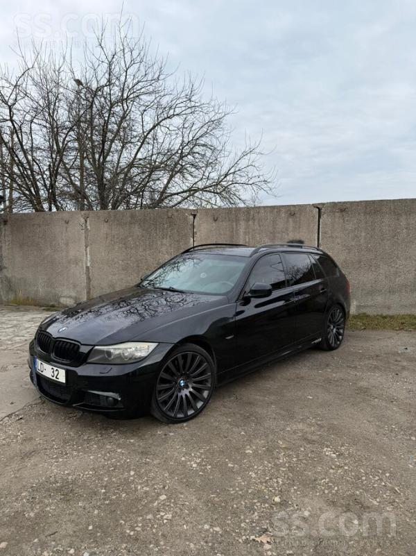 Melns BMW 335 2009 Rīga, ar dzinēja tilpumu 3.00 L un nobraukumu 368 tūkst. km par 9300 €, foto 2 vietnē AUTOMOTO.COM.LV