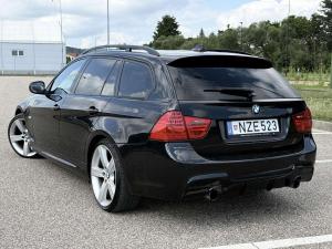 Black BMW 335 2010 in Vilnius, with an engine capacity of 2.99 L and mileage of 380 thousand km for 10500 €, photo 4 on AUTOMOTO.COM.LV