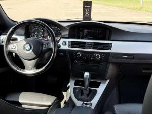 Black BMW 335 2010 in Vilnius, with an engine capacity of 2.99 L and mileage of 380 thousand km for 10500 €, photo 12 on AUTOMOTO.COM.LV