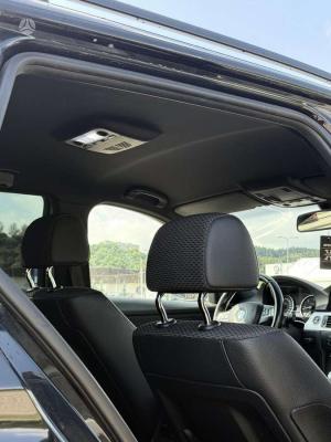 Black BMW 335 2010 in Vilnius, with an engine capacity of 2.99 L and mileage of 380 thousand km for 10500 €, photo 15 on AUTOMOTO.COM.LV
