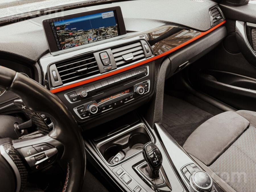 Black BMW 335 2013 in Riga, with an engine capacity of 3.00 L and mileage of 0 thousand km for 12250 €, photo 15 on AUTOMOTO.COM.LV