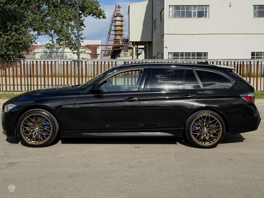 Melns BMW 335 2013 Marijampole, ar dzinēja tilpumu 2.99 L un nobraukumu 346 tūkst. km par 12500 €, foto 4 vietnē AUTOMOTO.COM.LV