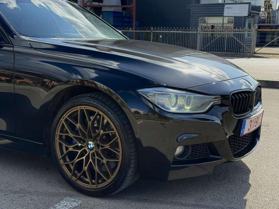 Melns BMW 335 2013 Marijampole, ar dzinēja tilpumu 2.99 L un nobraukumu 346 tūkst. km par 12500 €, foto 5 vietnē AUTOMOTO.COM.LV