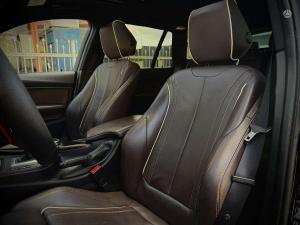 Melns BMW 335 2013 Marijampole, ar dzinēja tilpumu 2.99 L un nobraukumu 346 tūkst. km par 12500 €, foto 20 vietnē AUTOMOTO.COM.LV