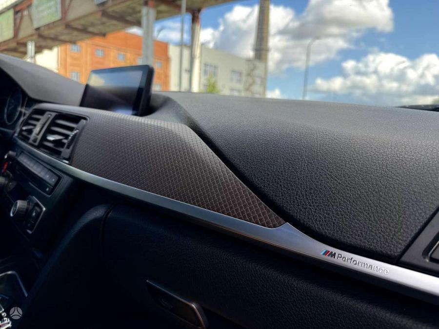 Melns BMW 335 2013 Marijampole, ar dzinēja tilpumu 2.99 L un nobraukumu 346 tūkst. km par 12500 €, foto 25 vietnē AUTOMOTO.COM.LV
