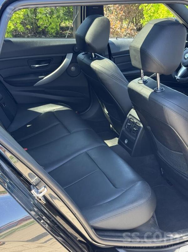 Melns BMW 335 2014 Rīga, ar dzinēja tilpumu 3.00 L un nobraukumu 350 tūkst. km par 12499 €, foto 6 vietnē AUTOMOTO.COM.LV