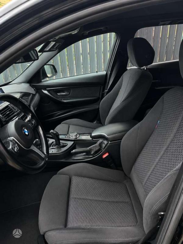 Melns BMW 335 2014 Kalvarija, ar dzinēja tilpumu 3.00 L un nobraukumu 240 tūkst. km par 11000 €, foto 8 vietnē AUTOMOTO.COM.LV