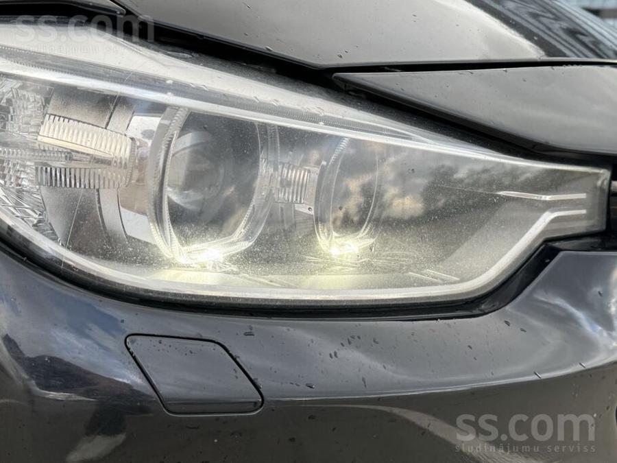 Black BMW 335 2014 in Riga, with an engine capacity of 3.00 L and mileage of 330 thousand km for 9500 €, photo 7 on AUTOMOTO.COM.LV