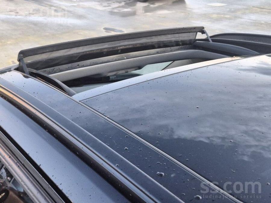 Black BMW 335 2014 in Riga, with an engine capacity of 3.00 L and mileage of 330 thousand km for 9500 €, photo 10 on AUTOMOTO.COM.LV