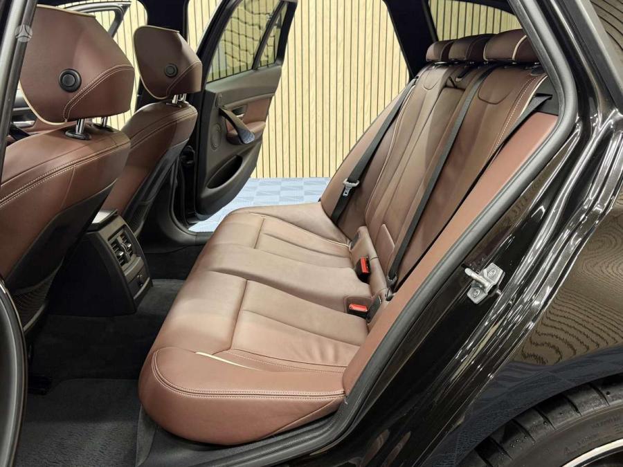 Black BMW 335 2014 in Marijampole, with an engine capacity of 2.99 L and mileage of 343 thousand km for 13500 €, photo 20 on AUTOMOTO.COM.LV