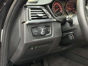 Black BMW 335 2014 in Marijampole, with an engine capacity of 2.99 L and mileage of 343 thousand km for 13500 €, photo 26 on AUTOMOTO.COM.LV