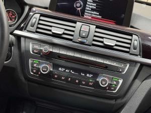 Black BMW 335 2014 in Marijampole, with an engine capacity of 2.99 L and mileage of 343 thousand km for 13500 €, photo 35 on AUTOMOTO.COM.LV