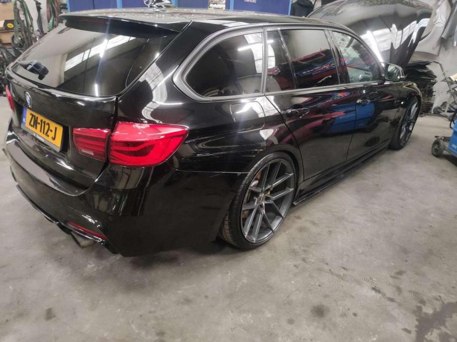 Melns BMW 335 2015 Kauņa, ar dzinēja tilpumu 2.99 L un nobraukumu 270 tūkst. km par 4350 €, foto 10 vietnē AUTOMOTO.COM.LV