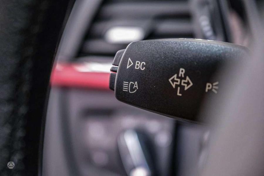 Melns BMW 335 2015 Kauņa, ar dzinēja tilpumu 3.00 L un nobraukumu 290 tūkst. km par 11990 €, foto 22 vietnē AUTOMOTO.COM.LV