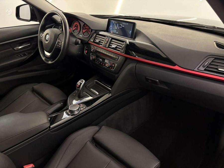 Melns BMW 335 2015 Marijampole, ar dzinēja tilpumu 2.99 L un nobraukumu 261 tūkst. km par 10999 €, foto 19 vietnē AUTOMOTO.COM.LV