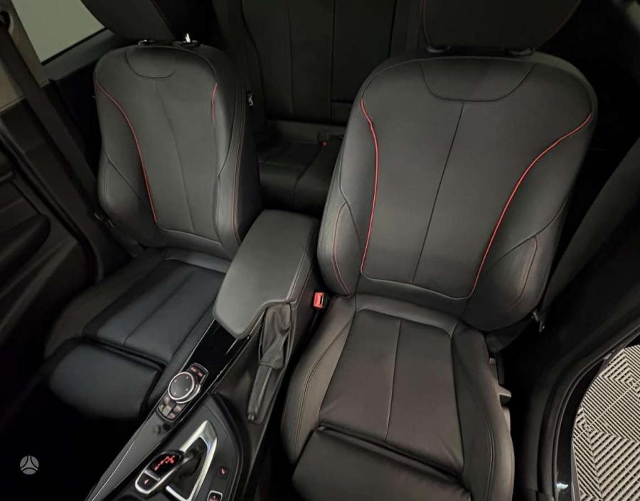 Melns BMW 335 2015 Marijampole, ar dzinēja tilpumu 2.99 L un nobraukumu 261 tūkst. km par 10999 €, foto 23 vietnē AUTOMOTO.COM.LV