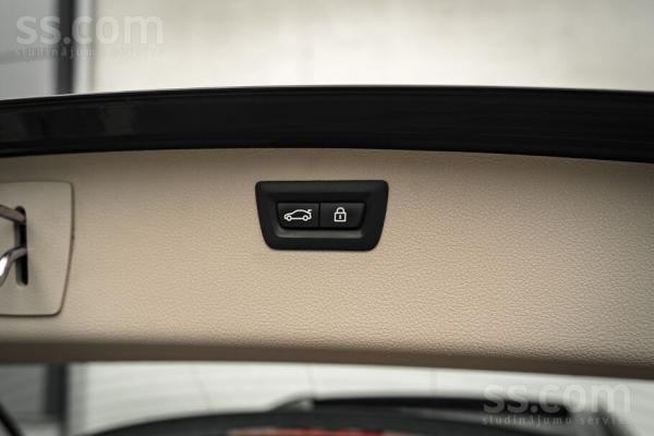 Melns BMW 335 2015 Rīga, ar dzinēja tilpumu 3.00 L un nobraukumu 268 tūkst. km par 15750 €, foto 11 vietnē AUTOMOTO.COM.LV