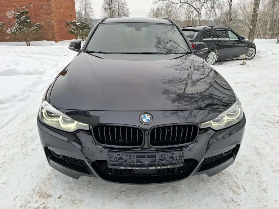 Black BMW 335 2018 in Prienai, with an engine capacity of 2.99 L and mileage of 212 thousand km for 14299 €, photo 6 on AUTOMOTO.COM.LV