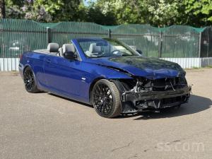 Blue BMW 335 2011 in Riga, with an engine capacity of 3.00 L and mileage of 186 thousand km for 11990 €, photo 4 on AUTOMOTO.COM.LV