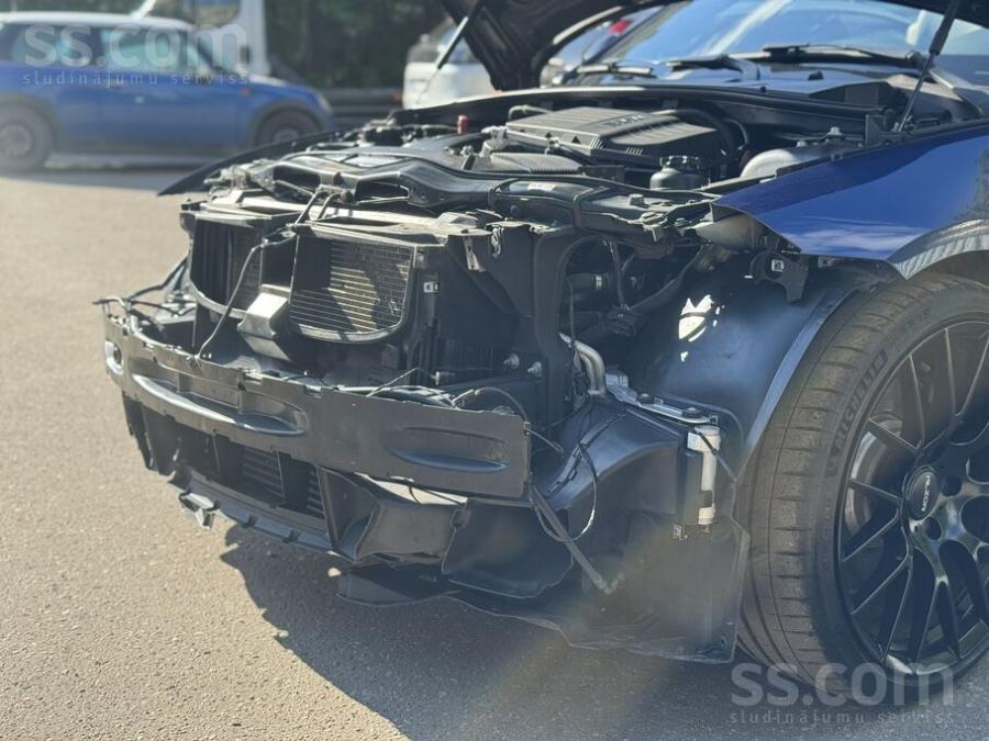 Blue BMW 335 2011 in Riga, with an engine capacity of 3.00 L and mileage of 186 thousand km for 11990 €, photo 14 on AUTOMOTO.COM.LV