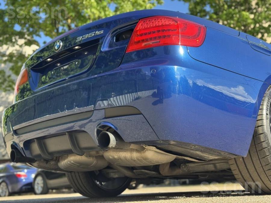 Blue BMW 335 2011 in Riga, with an engine capacity of 3.00 L and mileage of 186 thousand km for 11990 €, photo 21 on AUTOMOTO.COM.LV