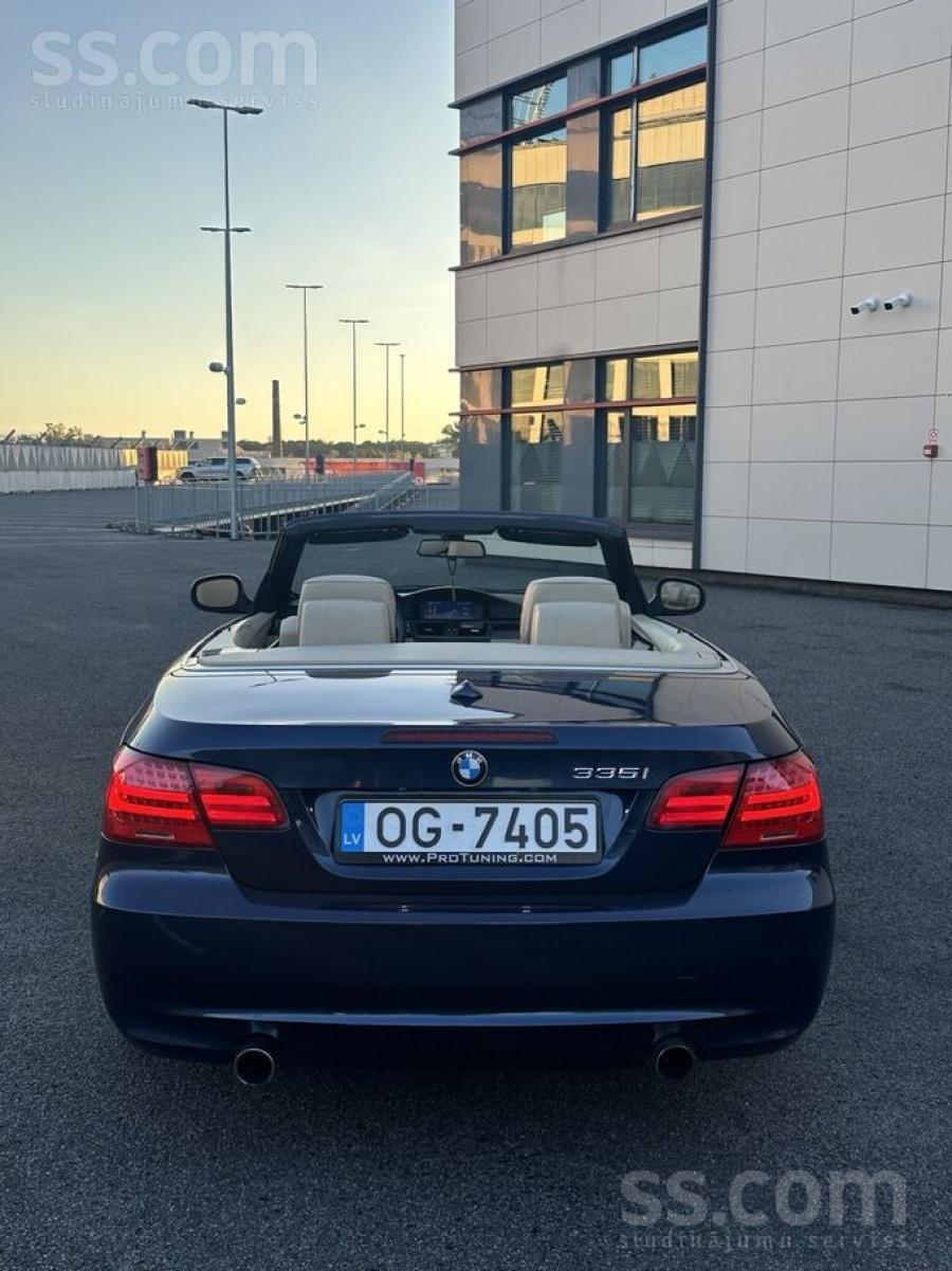 Blue BMW 335 2011 in Riga, with an engine capacity of 3.00 L and mileage of 229 thousand km for 9950 €, photo 4 on AUTOMOTO.COM.LV