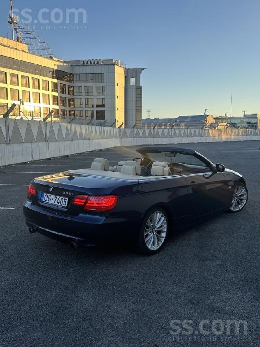 Blue BMW 335 2011 in Riga, with an engine capacity of 3.00 L and mileage of 229 thousand km for 9950 €, photo 5 on AUTOMOTO.COM.LV