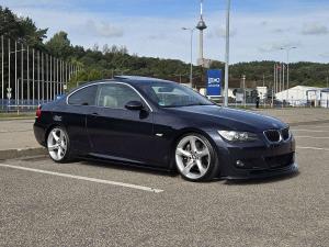 Blue BMW 335 2007 in Vilnius, with an engine capacity of 2.99 L and mileage of 385 thousand km for 9300 €, photo  on AUTOMOTO.COM.LV