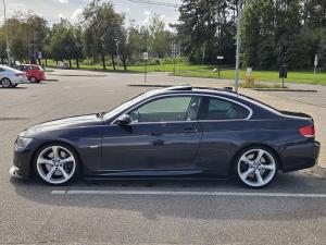Blue BMW 335 2007 in Vilnius, with an engine capacity of 3.00 L and mileage of 385 thousand km for 9300 €, photo 5 on AUTOMOTO.COM.LV