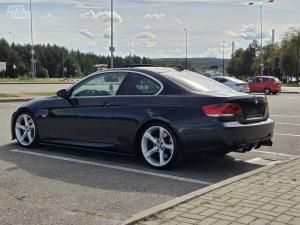 Blue BMW 335 2007 in Vilnius, with an engine capacity of 3.00 L and mileage of 385 thousand km for 9300 €, photo 9 on AUTOMOTO.COM.LV