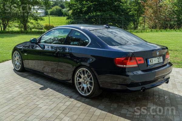 Синий БМВ 335 2007 в Рига, объемом двигателя 3.00 л и пробегом 250 тыс. км за 14200 €, фото 5 на AUTOMOTO.COM.LV