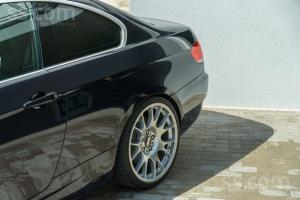 Синий БМВ 335 2007 в Рига, объемом двигателя 3.00 л и пробегом 250 тыс. км за 14200 €, фото 18 на AUTOMOTO.COM.LV