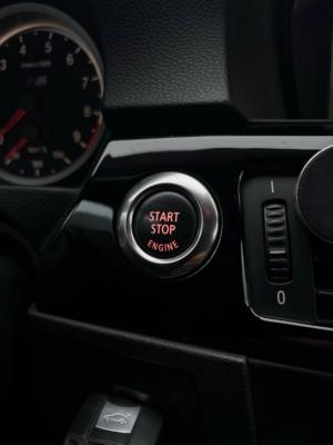 Blue BMW 335 2007 in Riga, with an engine capacity of 3.00 L and mileage of 236 thousand km for 13490 €, photo 3 on AUTOMOTO.COM.LV