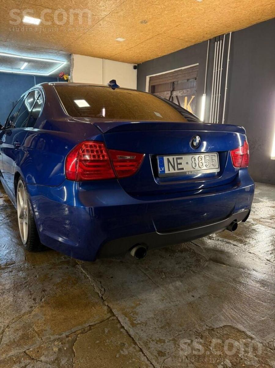 Blue BMW 335 2007 in Valmiera, with an engine capacity of 3.00 L and mileage of 350 thousand km for 7500 €, photo 6 on AUTOMOTO.COM.LV