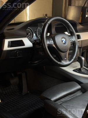 Blue BMW 335 2007 in Valmiera, with an engine capacity of 3.00 L and mileage of 350 thousand km for 7500 €, photo 11 on AUTOMOTO.COM.LV